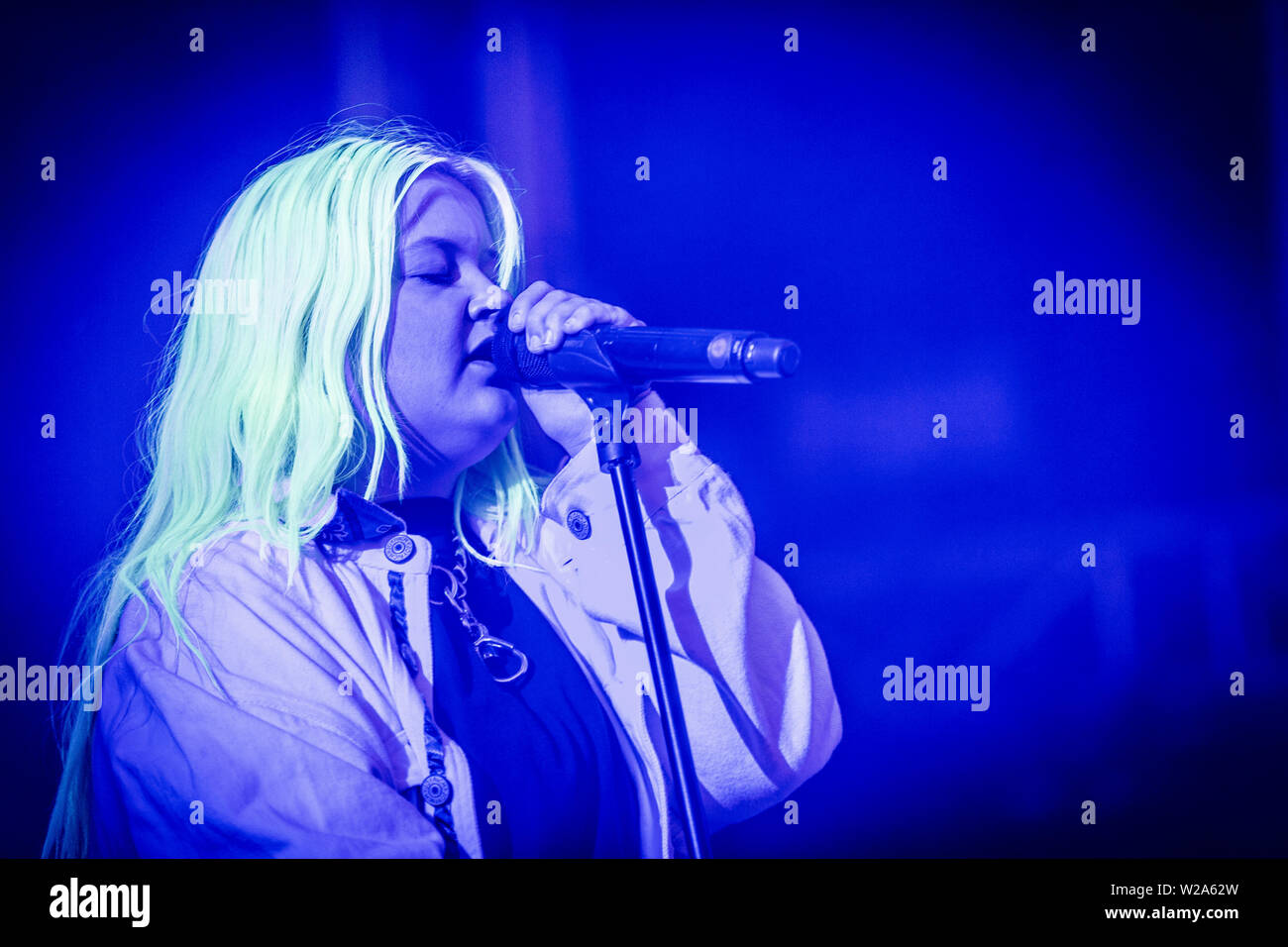 Alma gonzales hi-res stock photography and images - Alamy