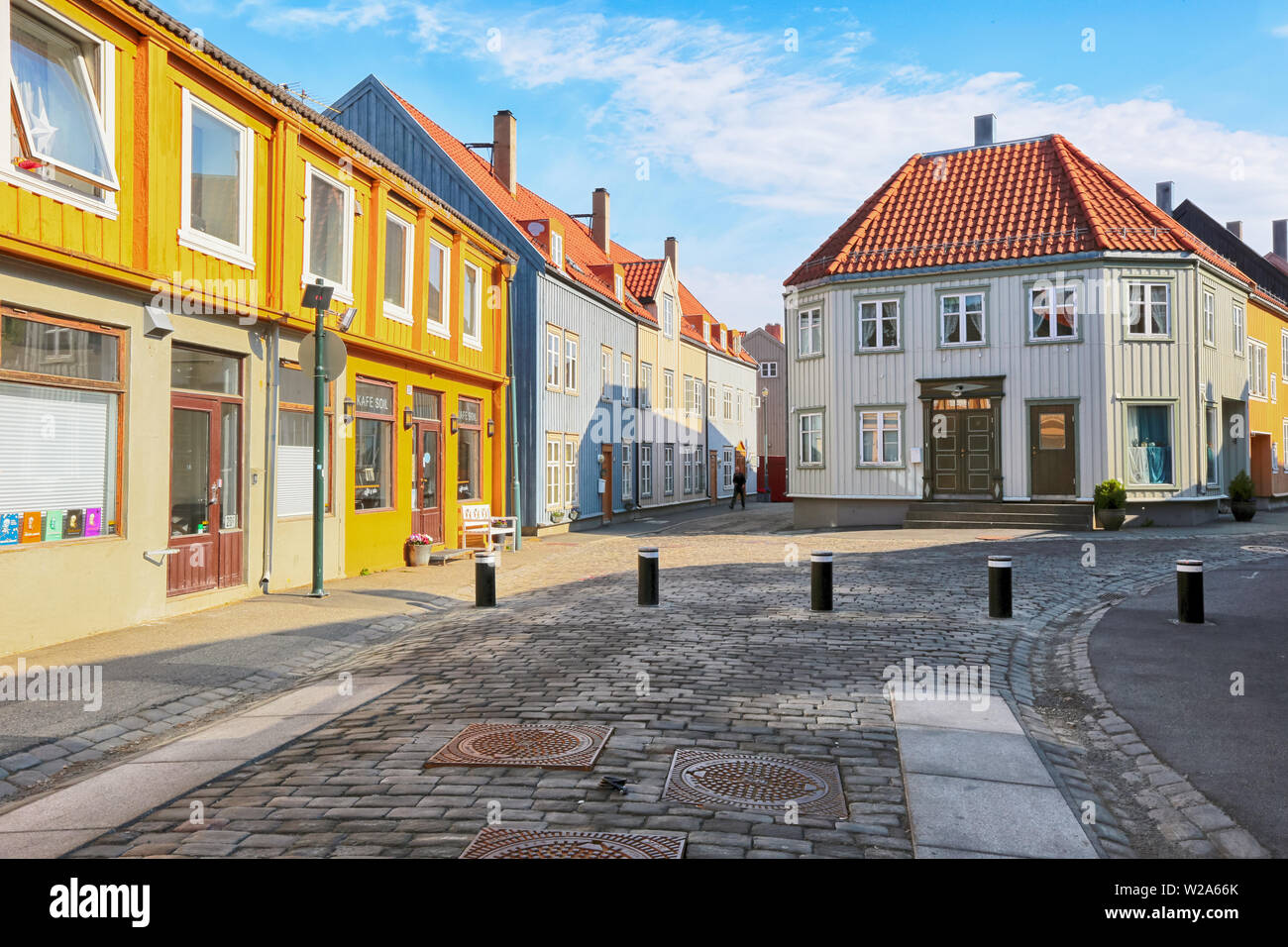 Old neighbourhood hi-res stock photography and images - Alamy