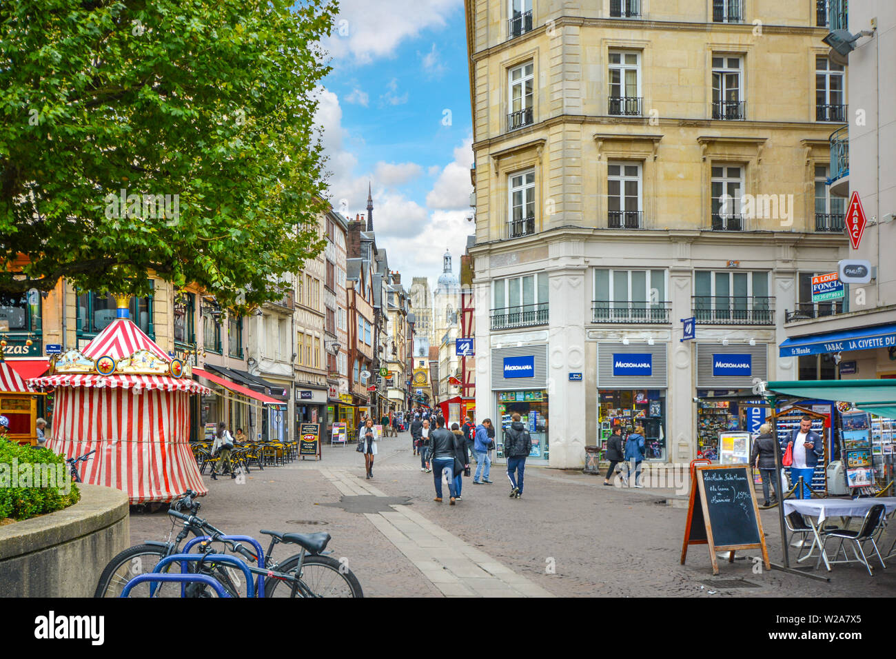 Old town rouen hi-res stock photography and images - Alamy