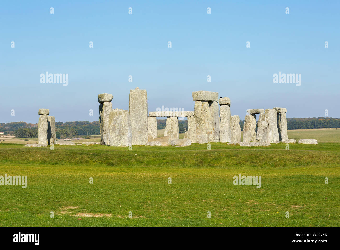 View of iconic Stonehenge with huge sarsen standing stones, the bronze ...