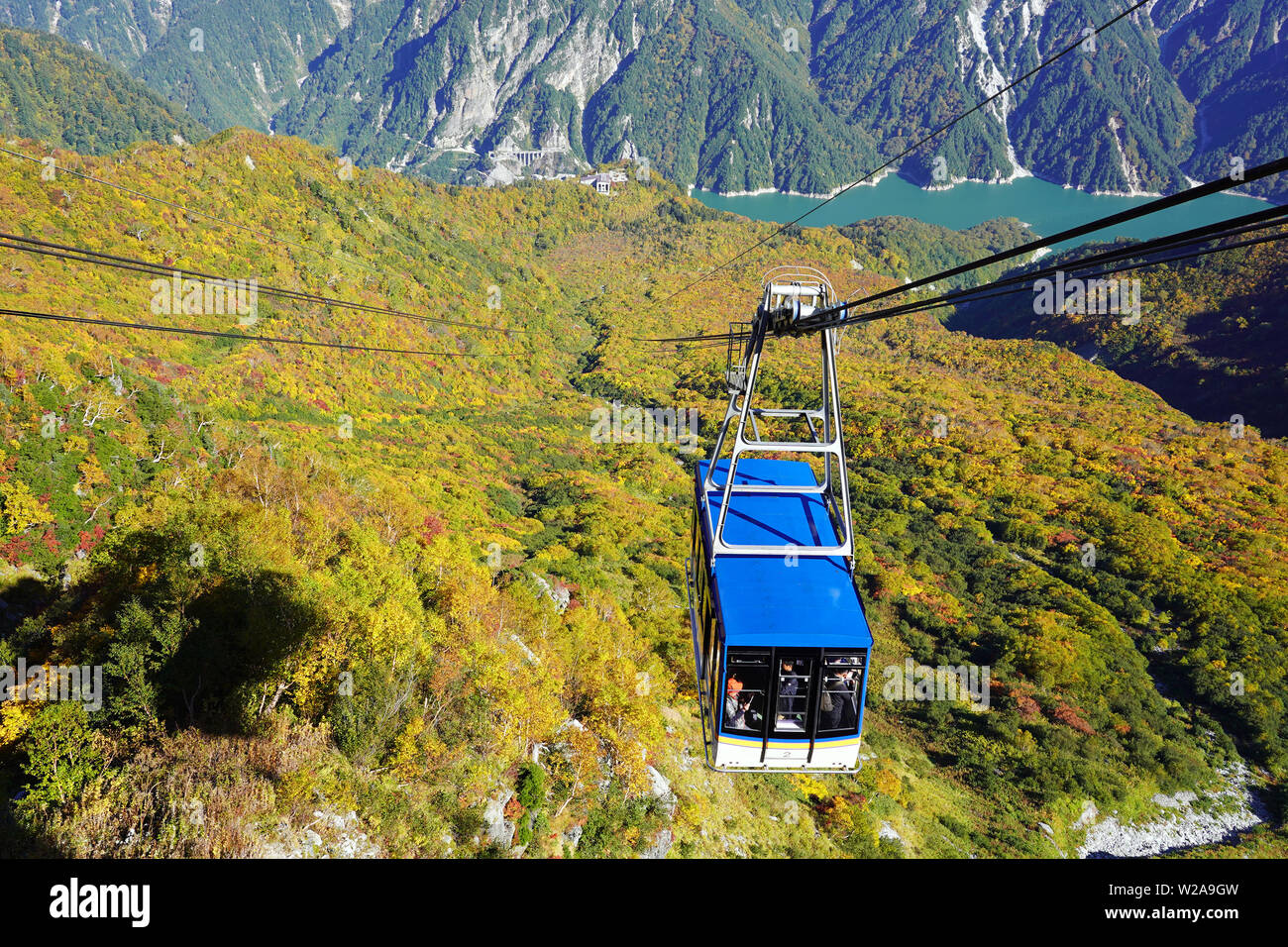 Cable car on ropeway hi-res stock photography and images - Alamy