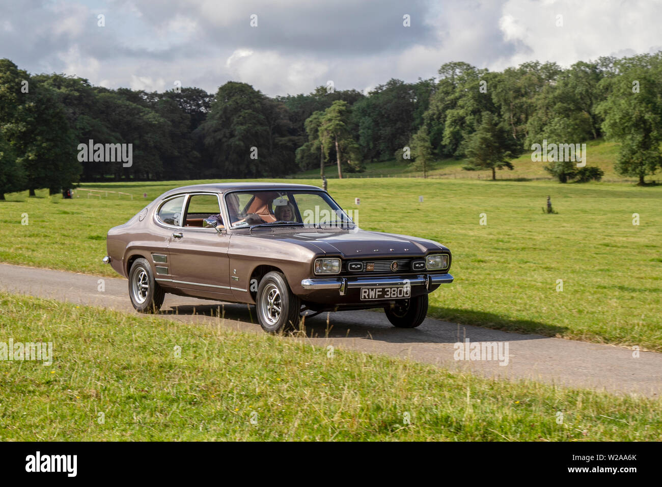 1969 ford capri v4 engine hi-res stock photography and images - Alamy