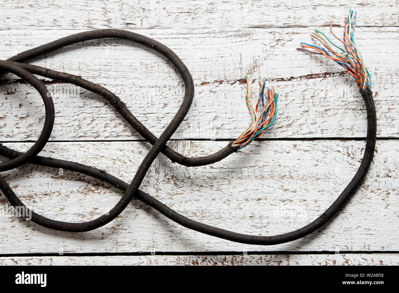 Frayed wire hi-res stock photography and images - Alamy