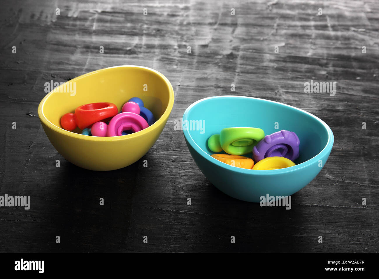 Plastic rings hi-res stock photography and images - Alamy