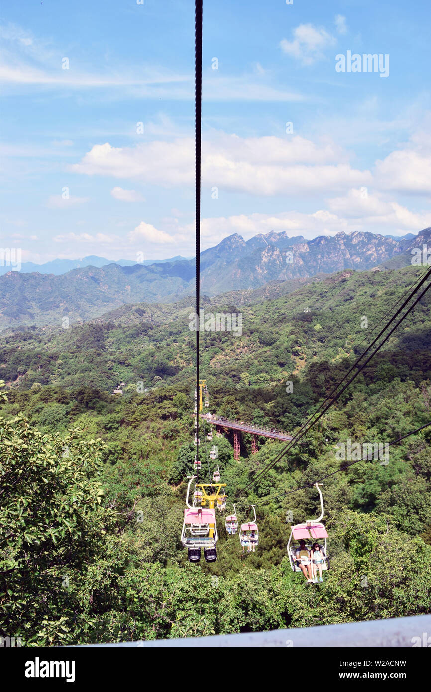 Cable car to the China Great Wall Stock Photo - Alamy