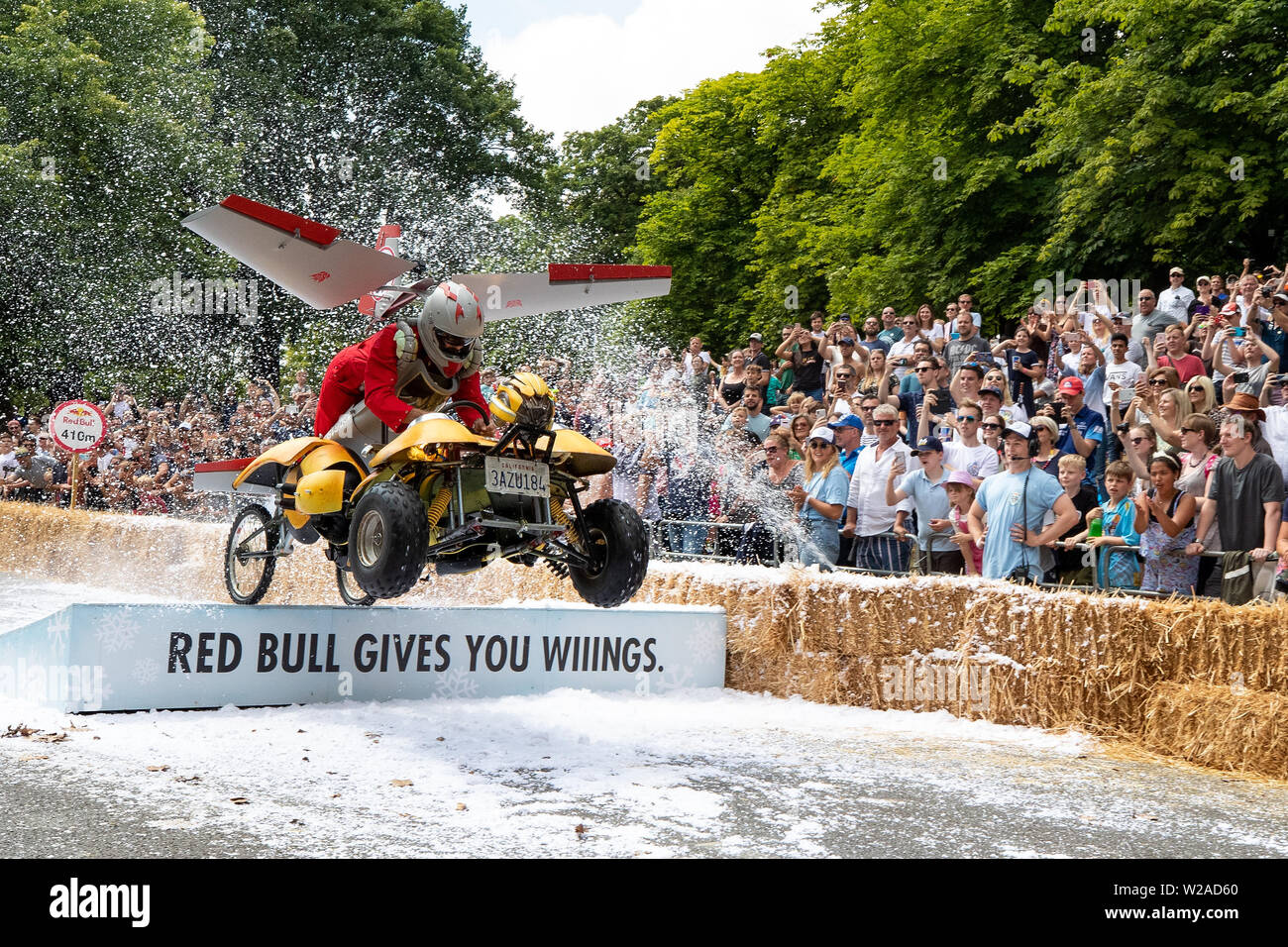 Red bull soapbox race 2019 hi-res stock photography and images - Alamy