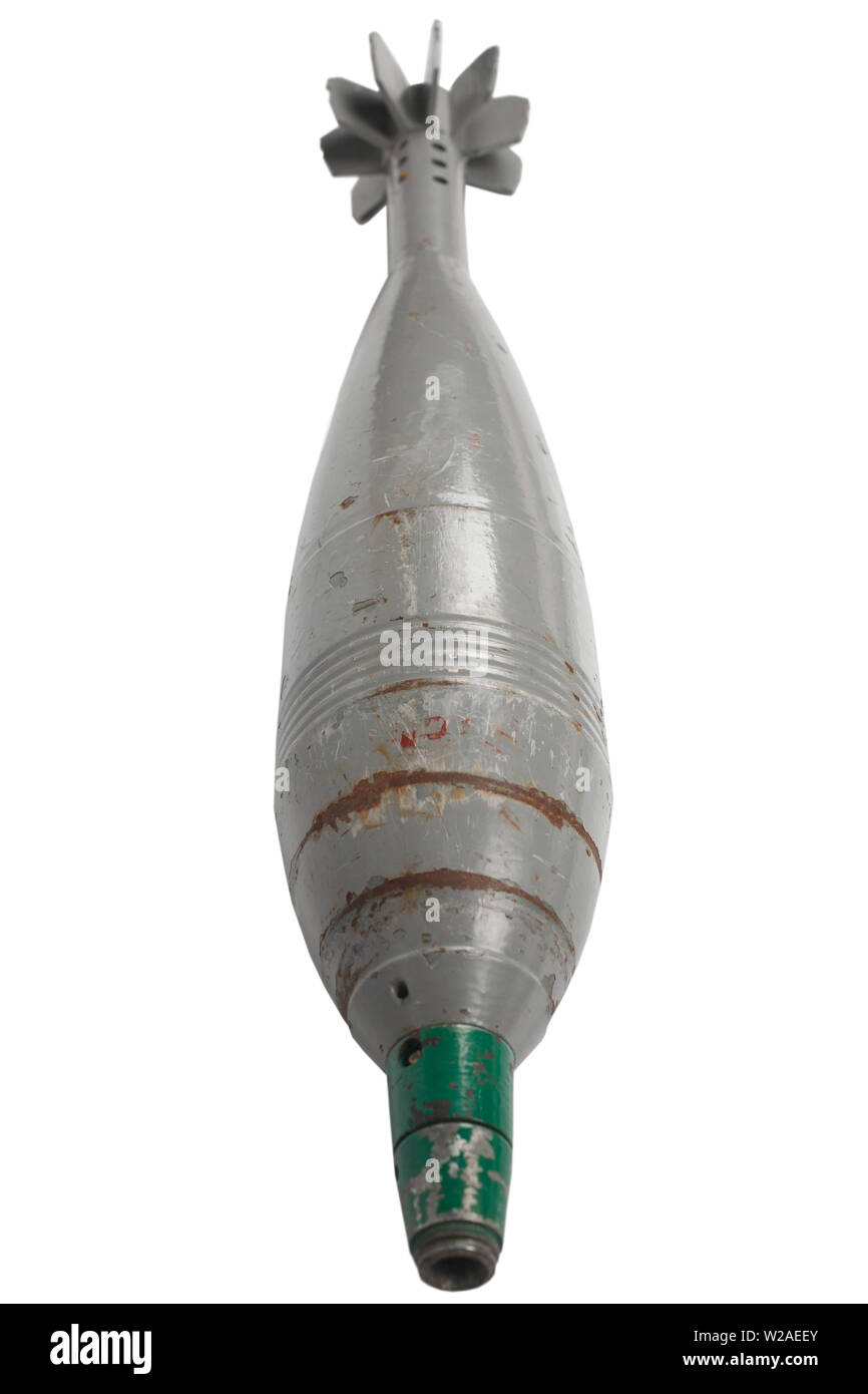 Old ww2 artillery gun on hi-res stock photography and images - Alamy