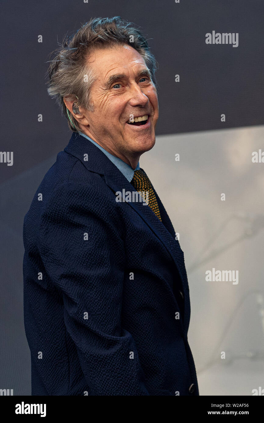 Bryan ferry hi-res stock photography and images - Alamy