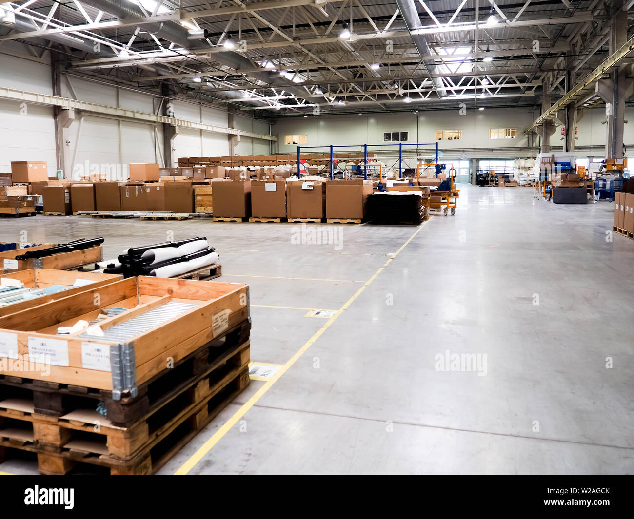 Blur warehouse background, Blurry store factory, industry space and ...