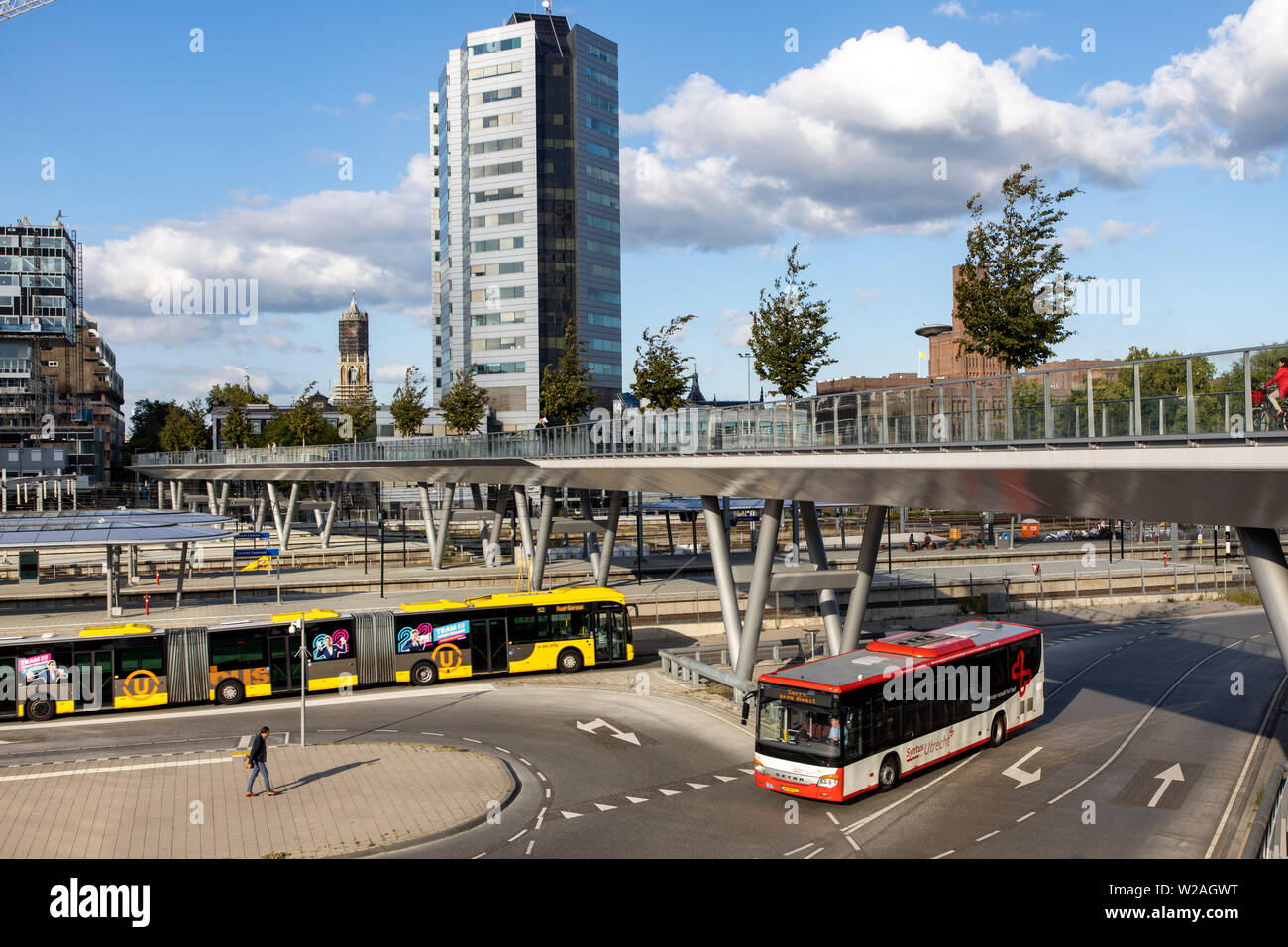 Utrecht, the Netherlands, the Moreelsebrug, pedestrians and cyclists ...