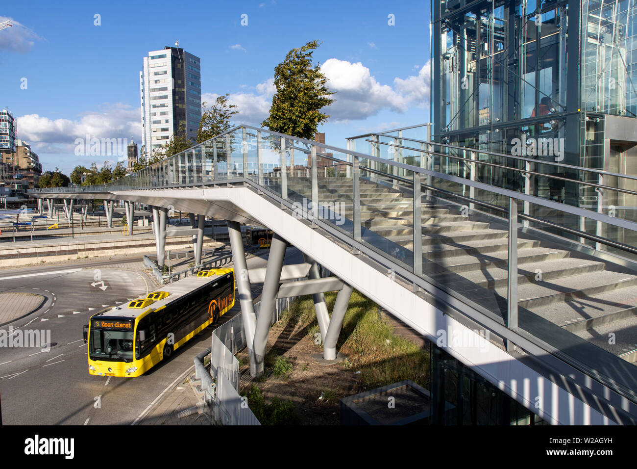 Pedestrian lift bridge hi-res stock photography and images - Alamy