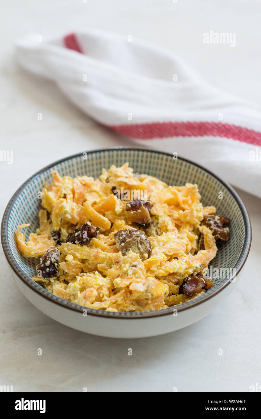 Turkish Carrot Salad with Roasted Walnut / Tarator with Yogurt ...