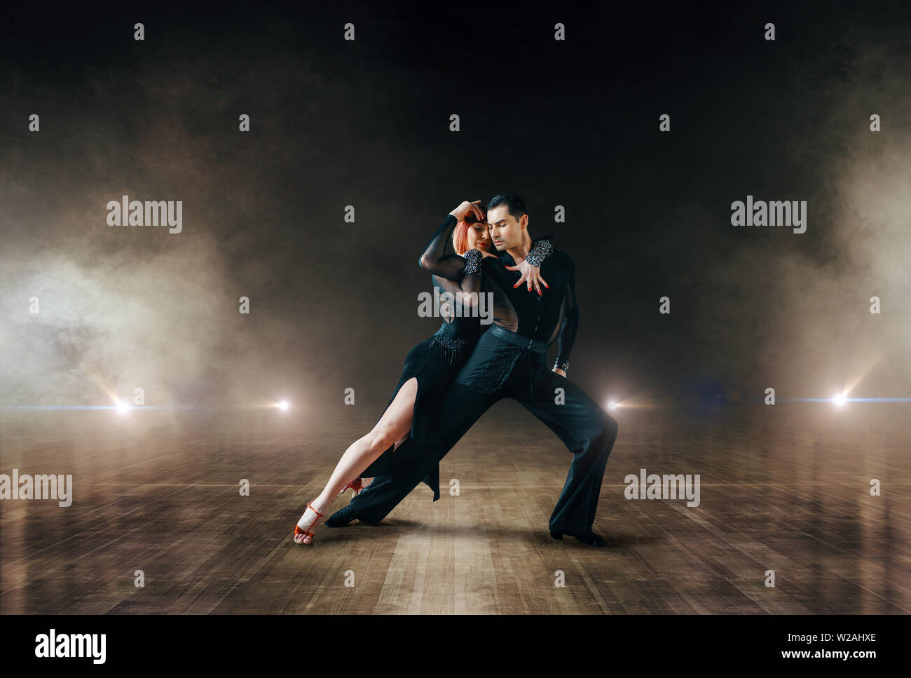 Tango step hi-res stock photography and images - Alamy