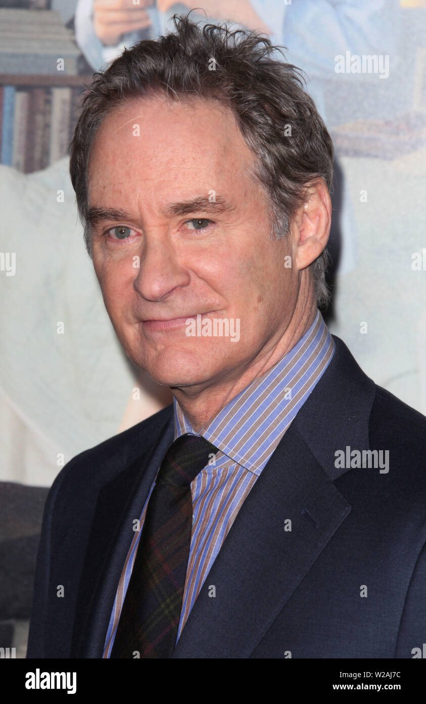 News kevin kline hi-res stock photography and images - Alamy