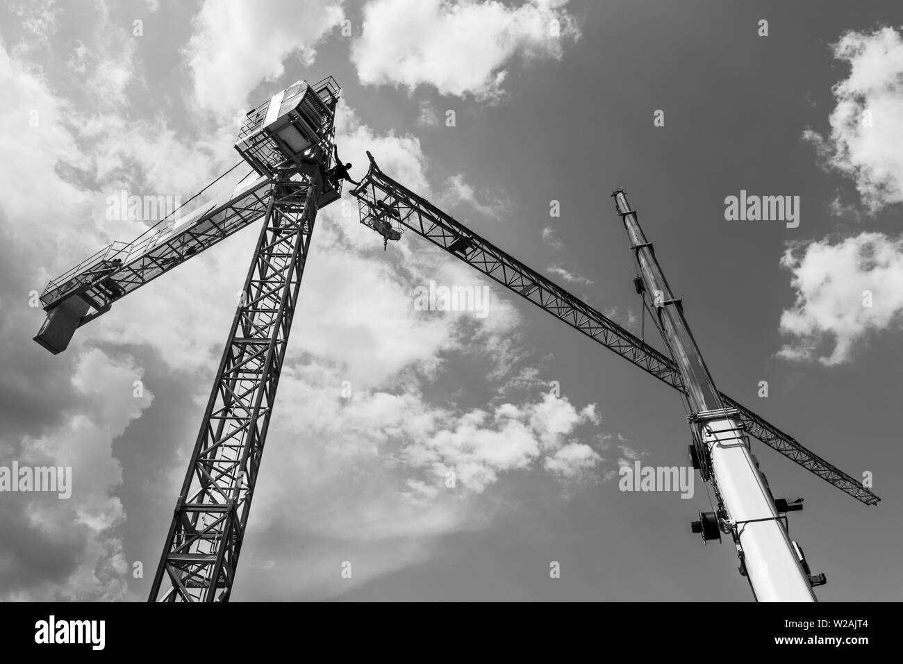 Hoist building Black and White Stock Photos & Images - Alamy