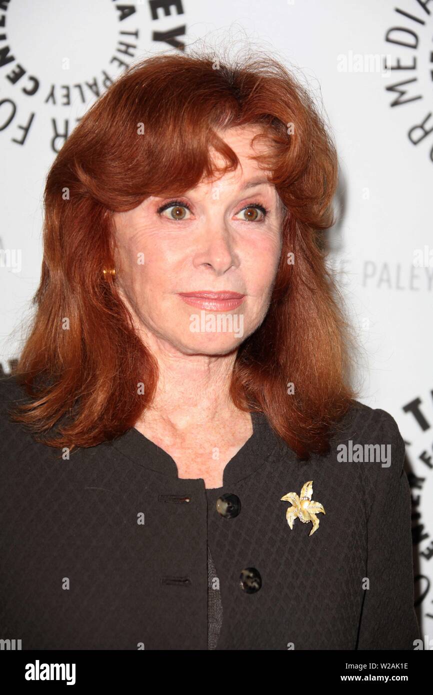 USA. 05th Apr, 2010. Stefanie Powers 2010 Photo By Michael Ferguson ...