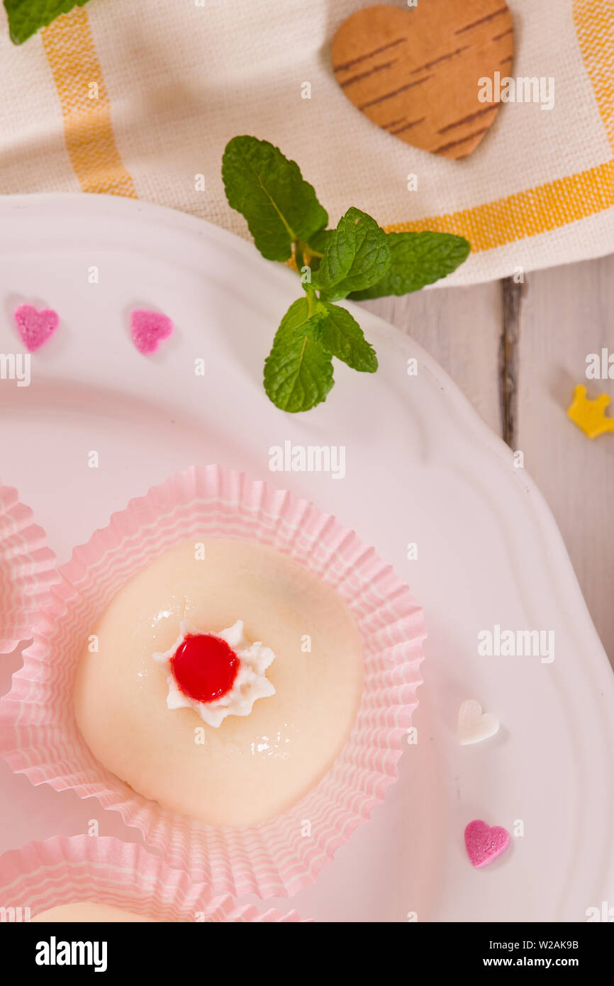 Sicilian ricotta cake (Cassata Stock Photo - Alamy
