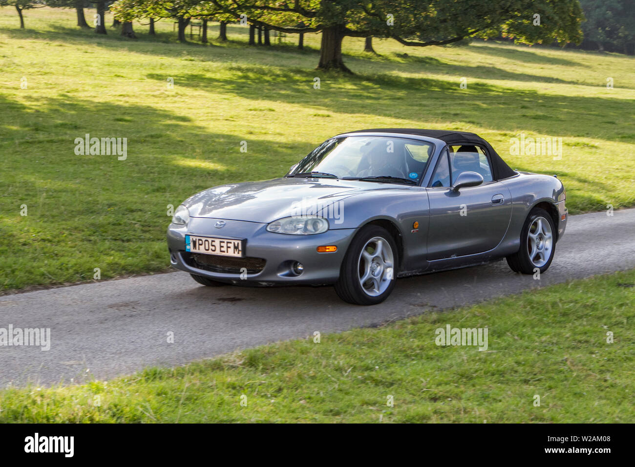 2005 mazda mx 5 icon hi-res stock photography and images - Alamy
