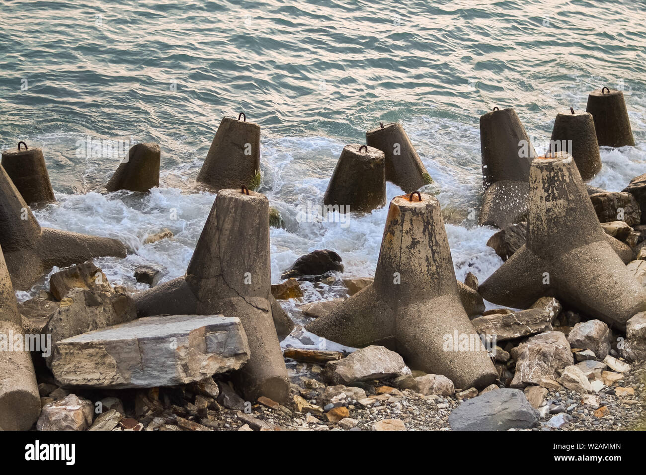 Constructed breakwaters hi-res stock photography and images - Alamy