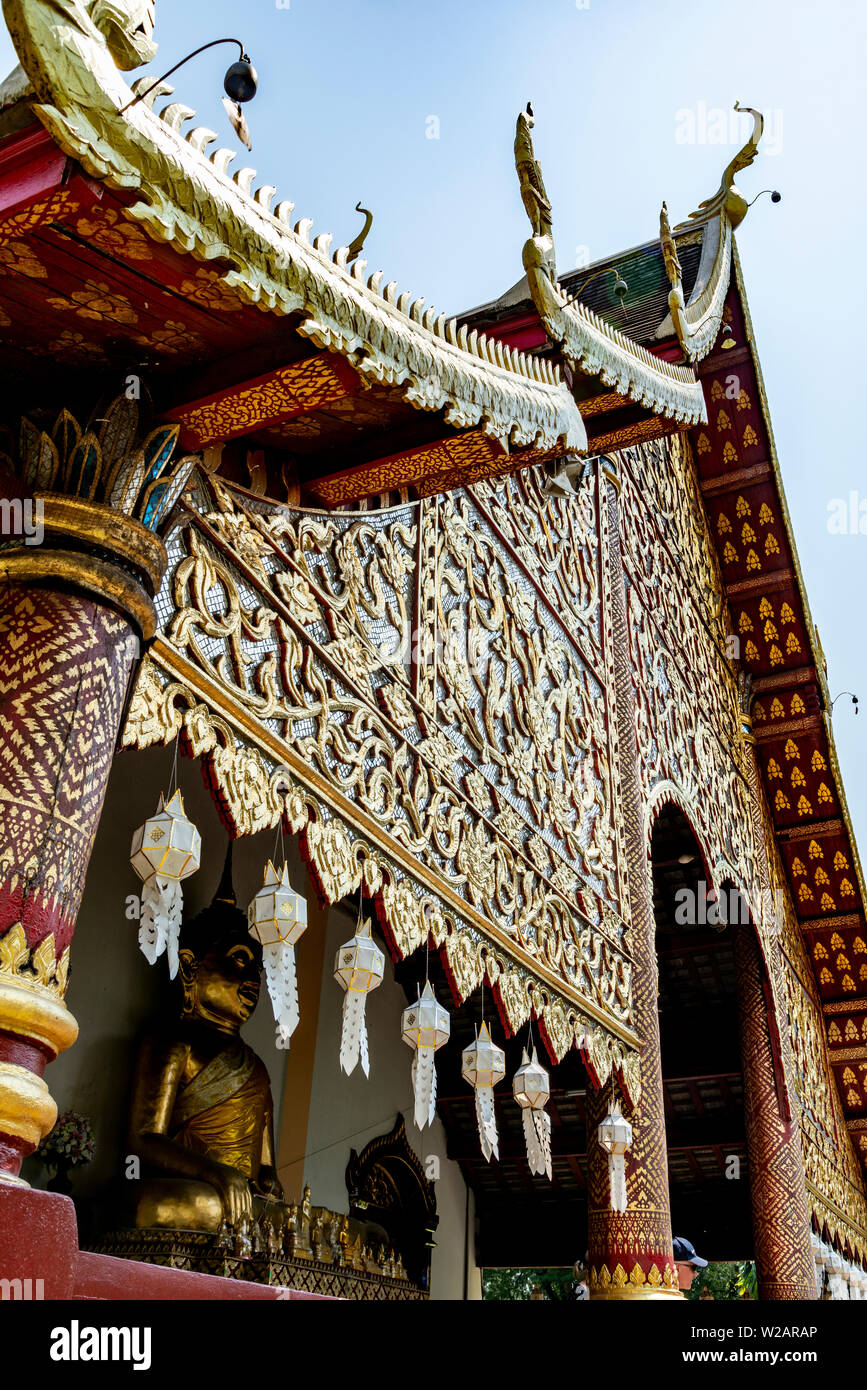 Chang temple hi-res stock photography and images - Alamy