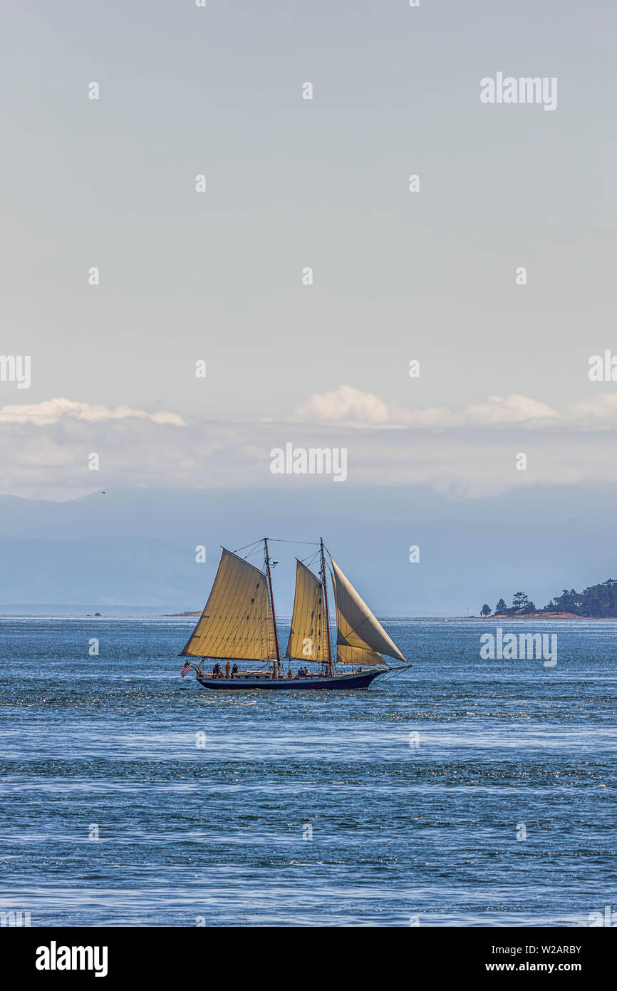 Two mast schooner hi-res stock photography and images - Alamy