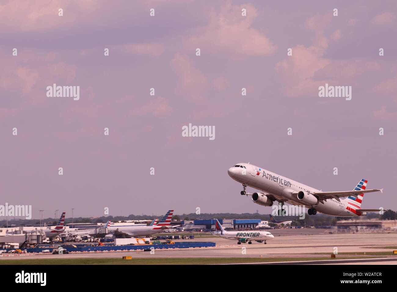 American Airlines planes taking off at CLT, Charlotte Douglas ...