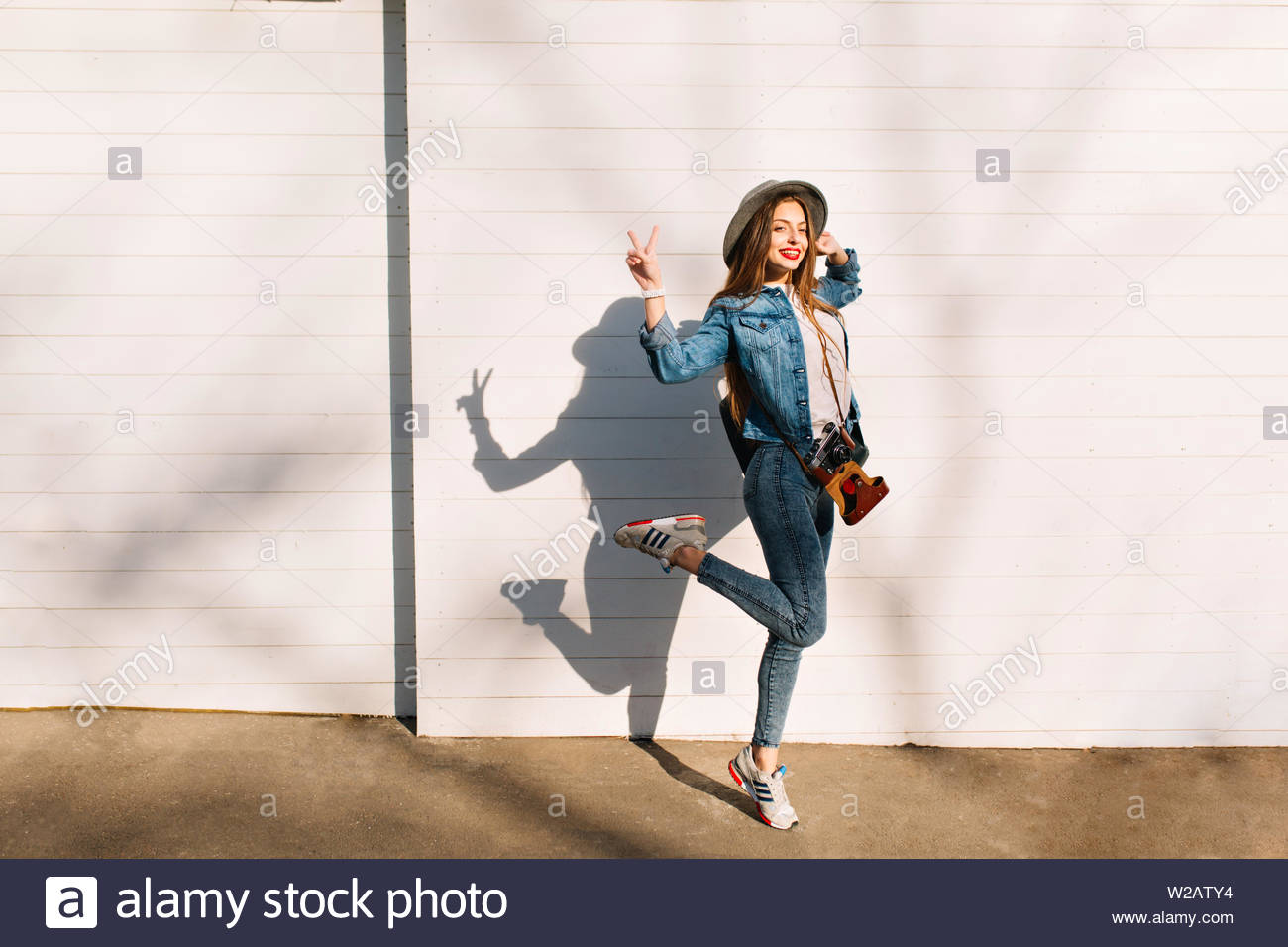 Beautiful Girl Leg Up Stock Photos & Beautiful Girl Leg Up Stock Images ...