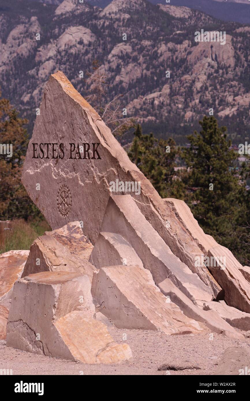 Road sign rocky mountains colorado hi-res stock photography and images ...