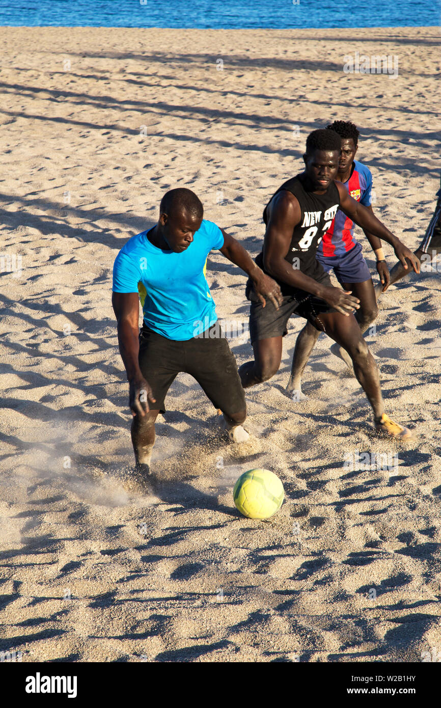 African men hi-res stock photography and images - Alamy