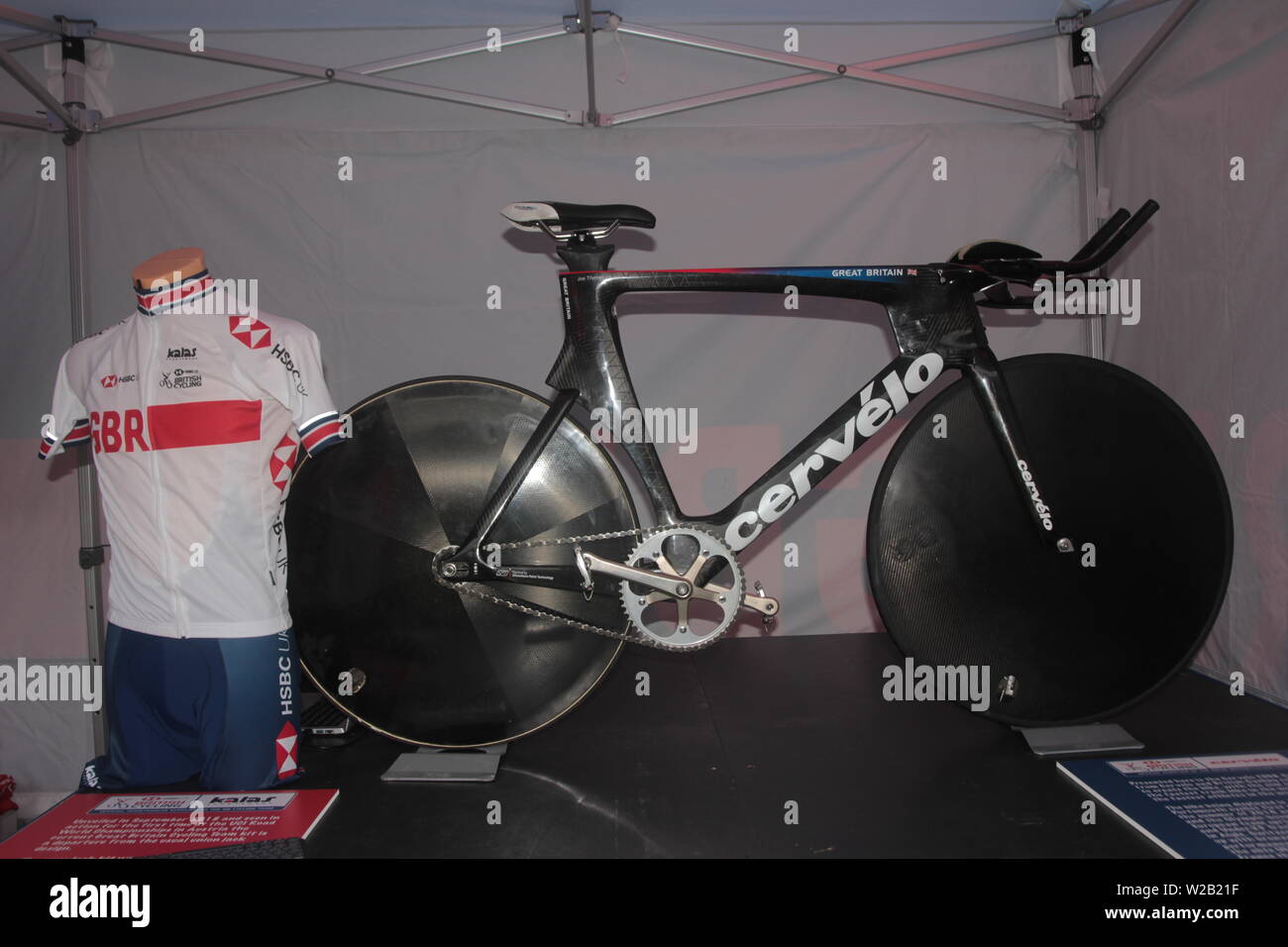 Newcastle upon Tyne, UK. 7th July, 2019, Cyclists enjoy the streets of ...