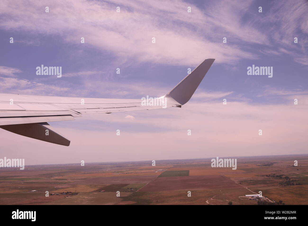 Side view 737 hi-res stock photography and images - Alamy