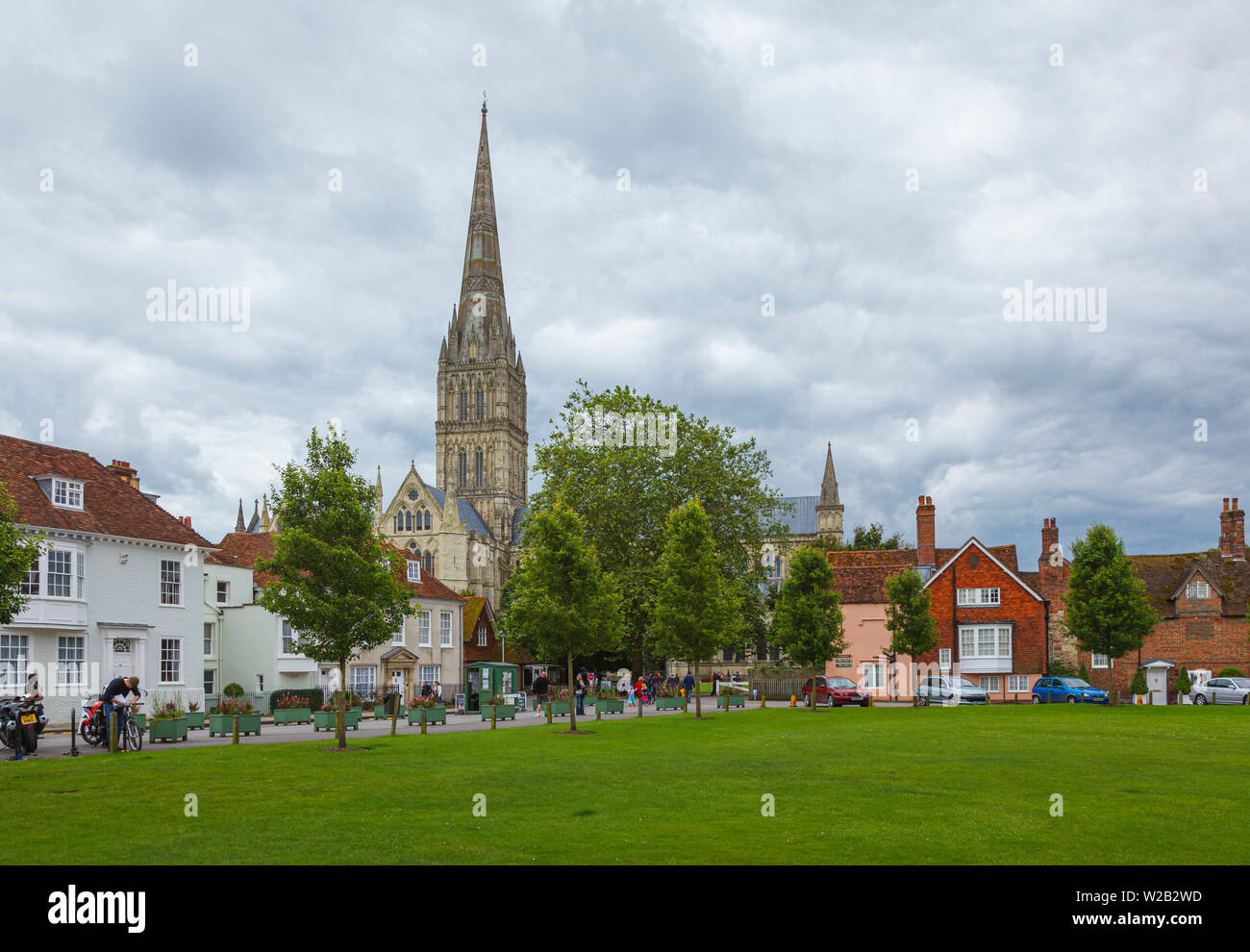 View from Cathedral Close of Salisbury Cathedral, an iconic Gothic ...