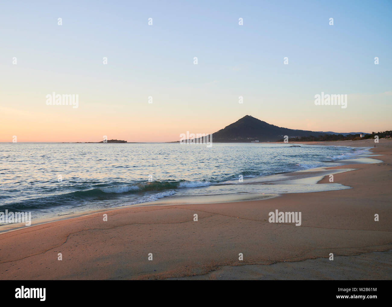 Moledo beach hi-res stock photography and images - Alamy