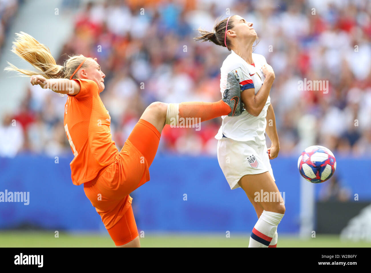 Lyon, France. 07th July, 2019. Alex Morgan the United States and Van ...