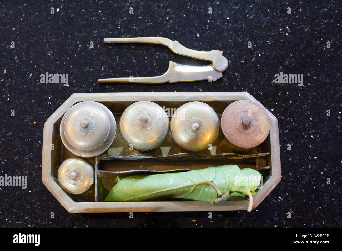 Betel nut cutter hi-res stock photography and images - Alamy