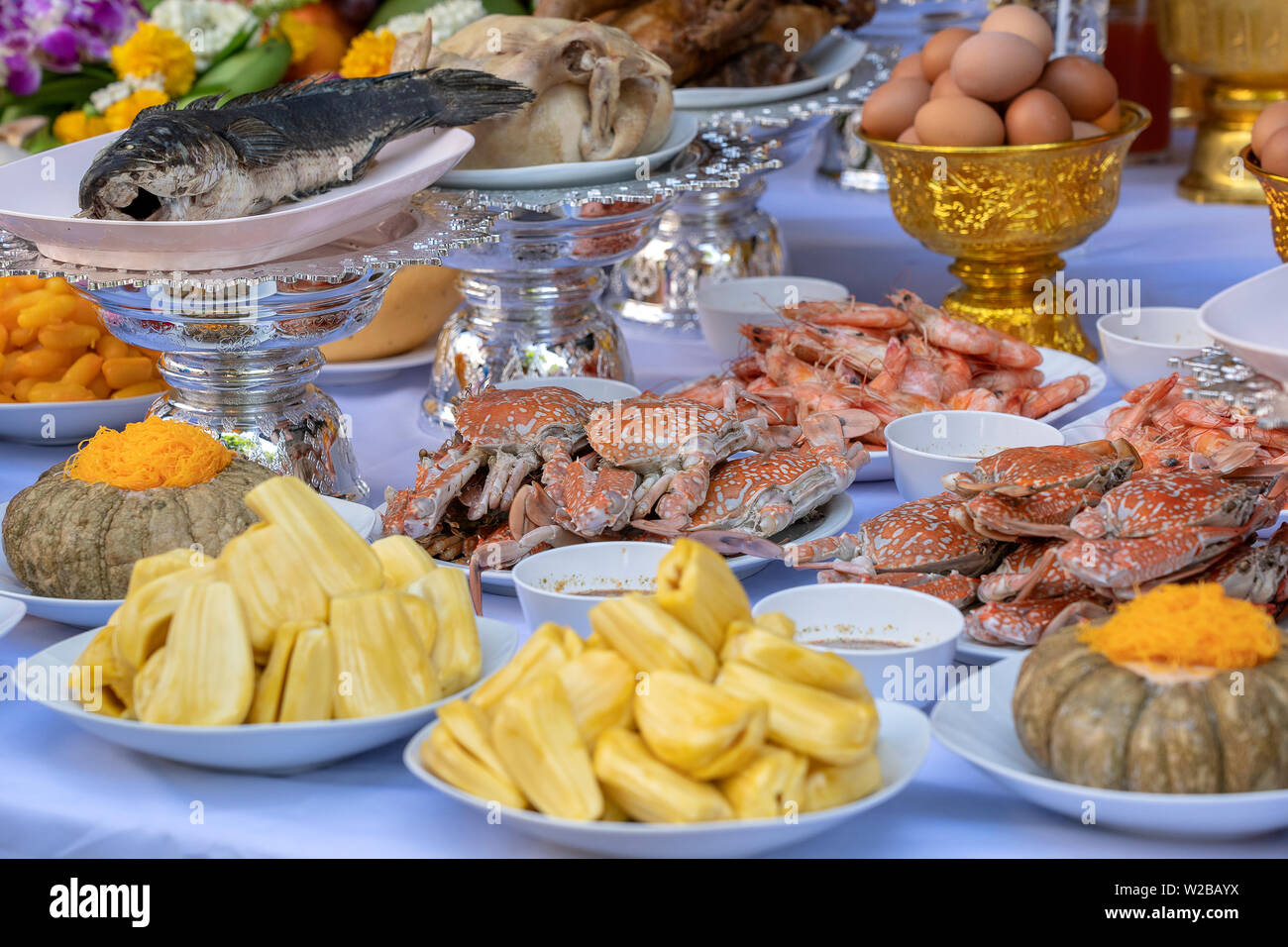 Fruit sacrificial offering chinese culture hi-res stock photography and ...