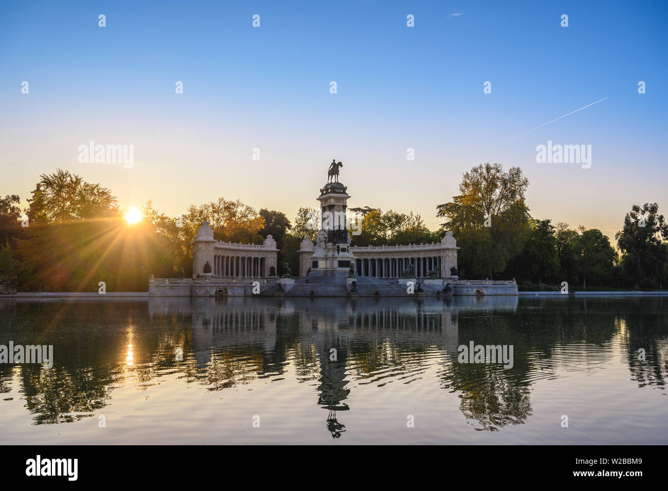 Spain madrid retiro park hi-res stock photography and images - Alamy