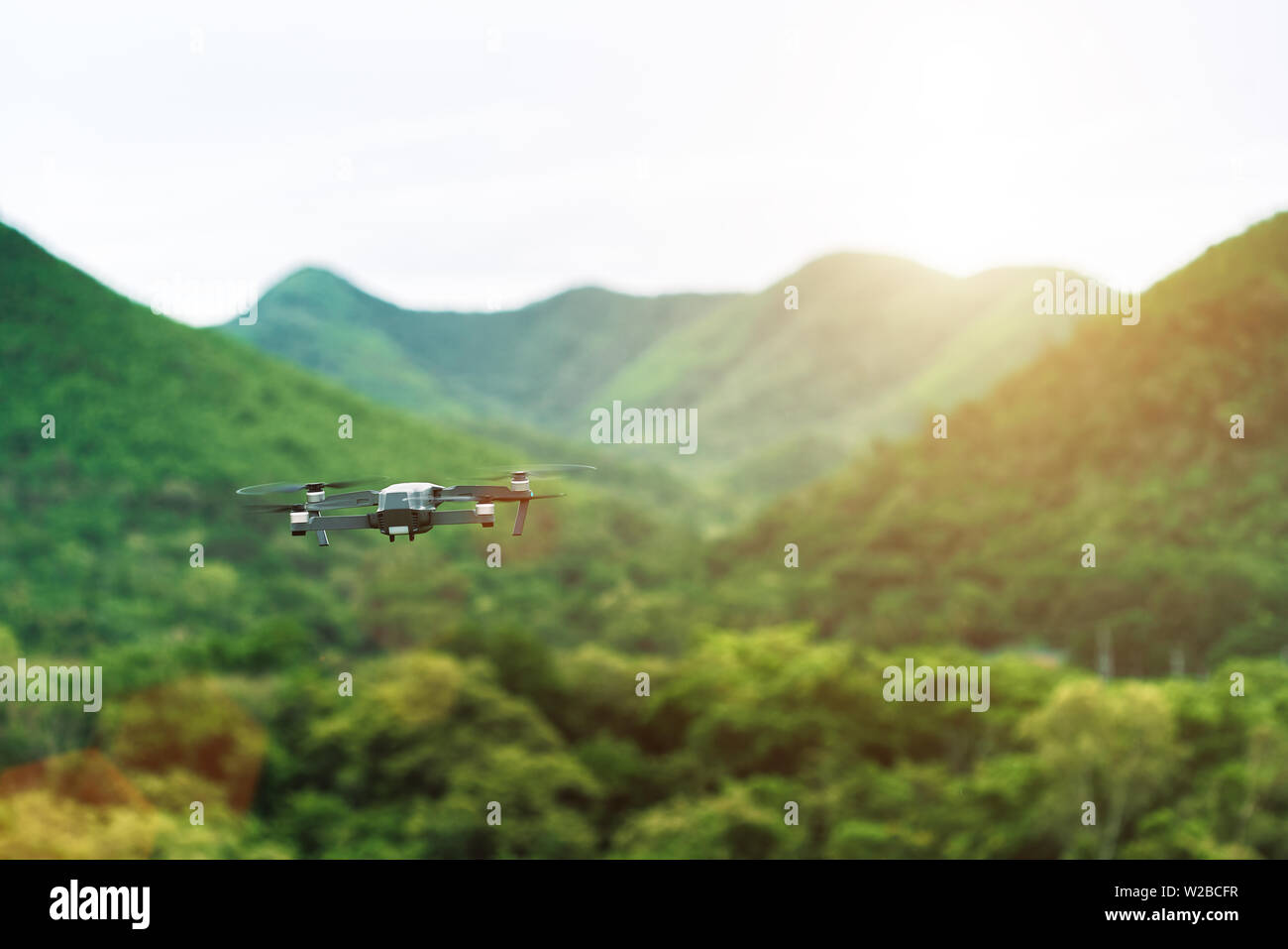 Flying over nature hi-res stock photography and images - Alamy