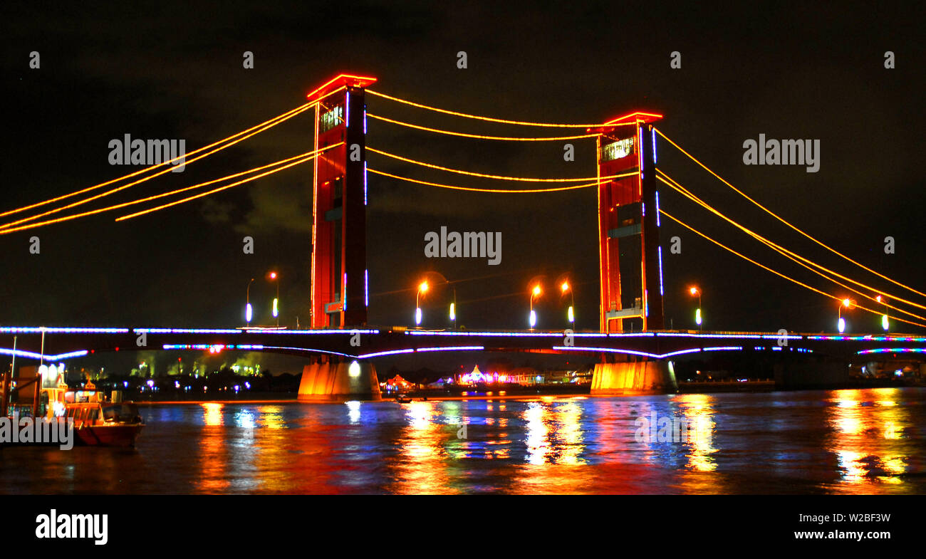 Ampera bridge hi-res stock photography and images - Alamy