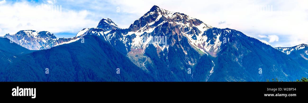 Panorama of pyramid shaped Cheam Mountain, or Cheam Peak, towering over ...