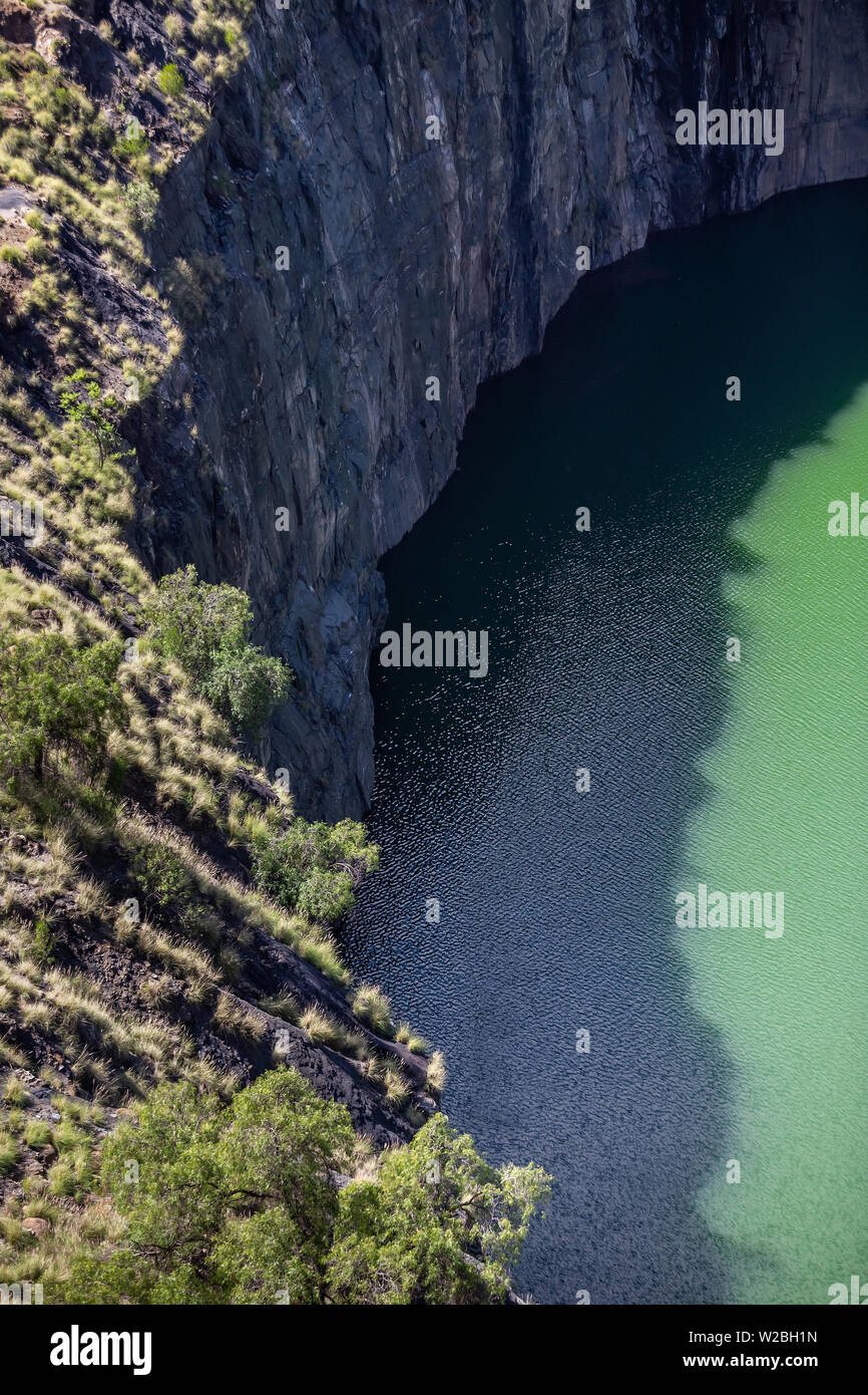 Minecraft underground hi-res stock photography and images - Alamy