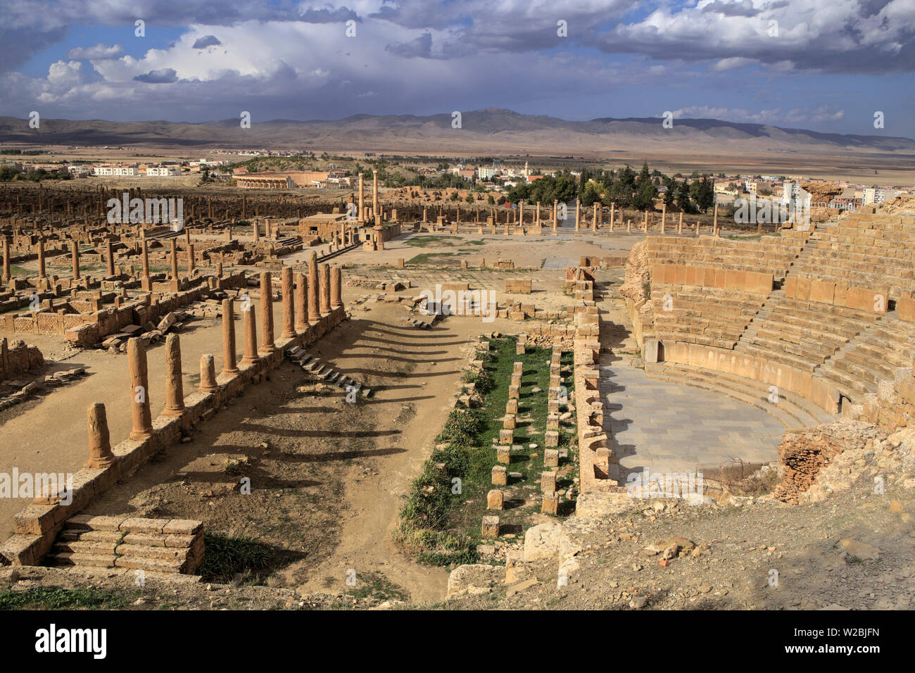 Algeria roman ruins architecture hi-res stock photography and images ...