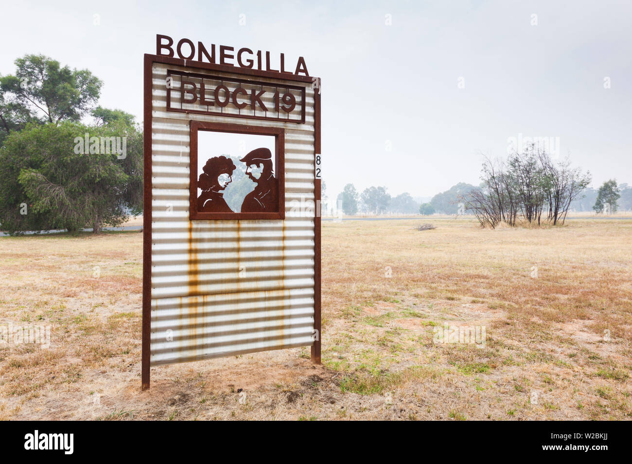 Bonegilla migrant hi-res stock photography and images - Alamy