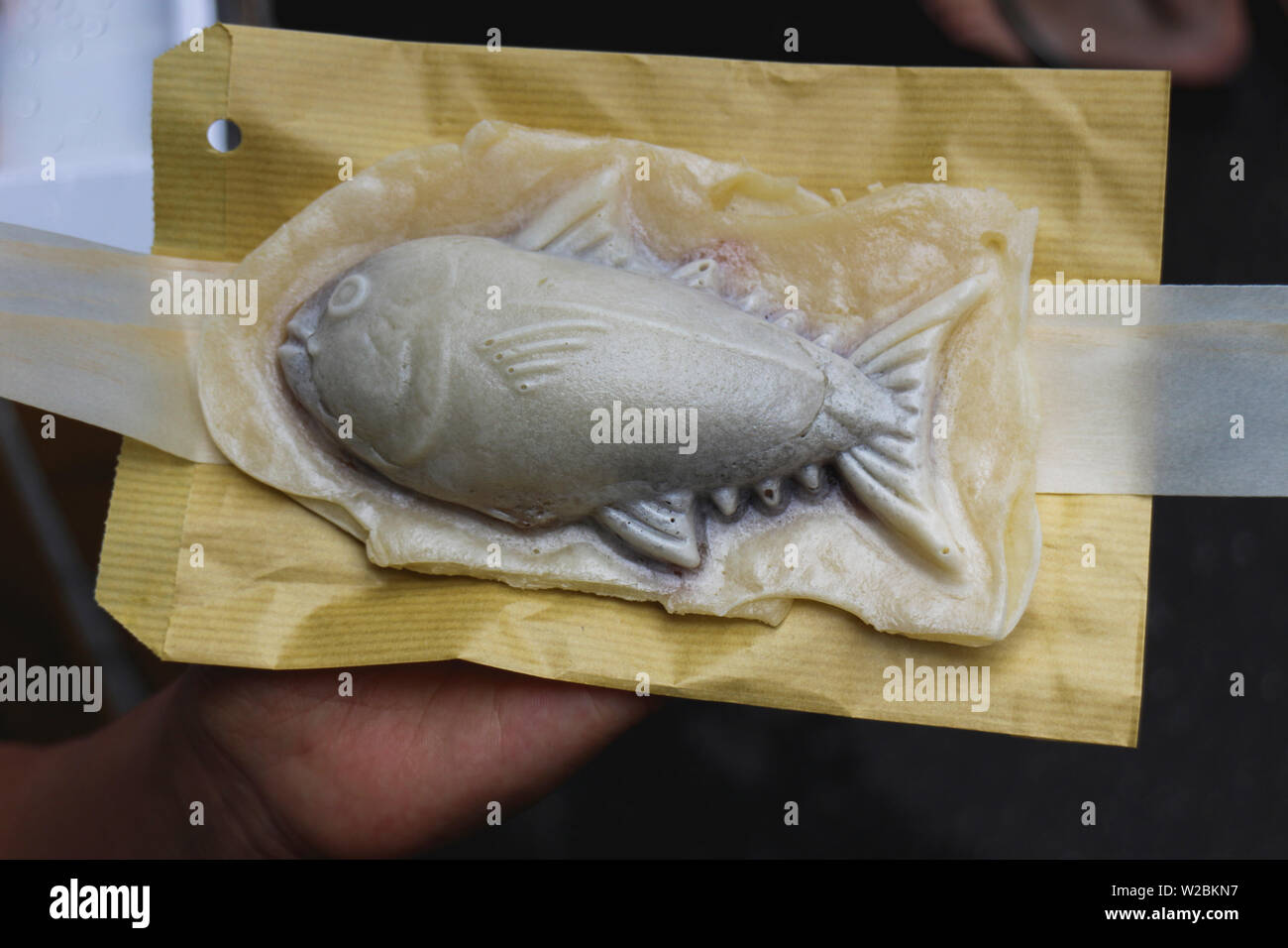 Red Bean Fish Shaped Cake High Resolution Stock Photography and Images ...