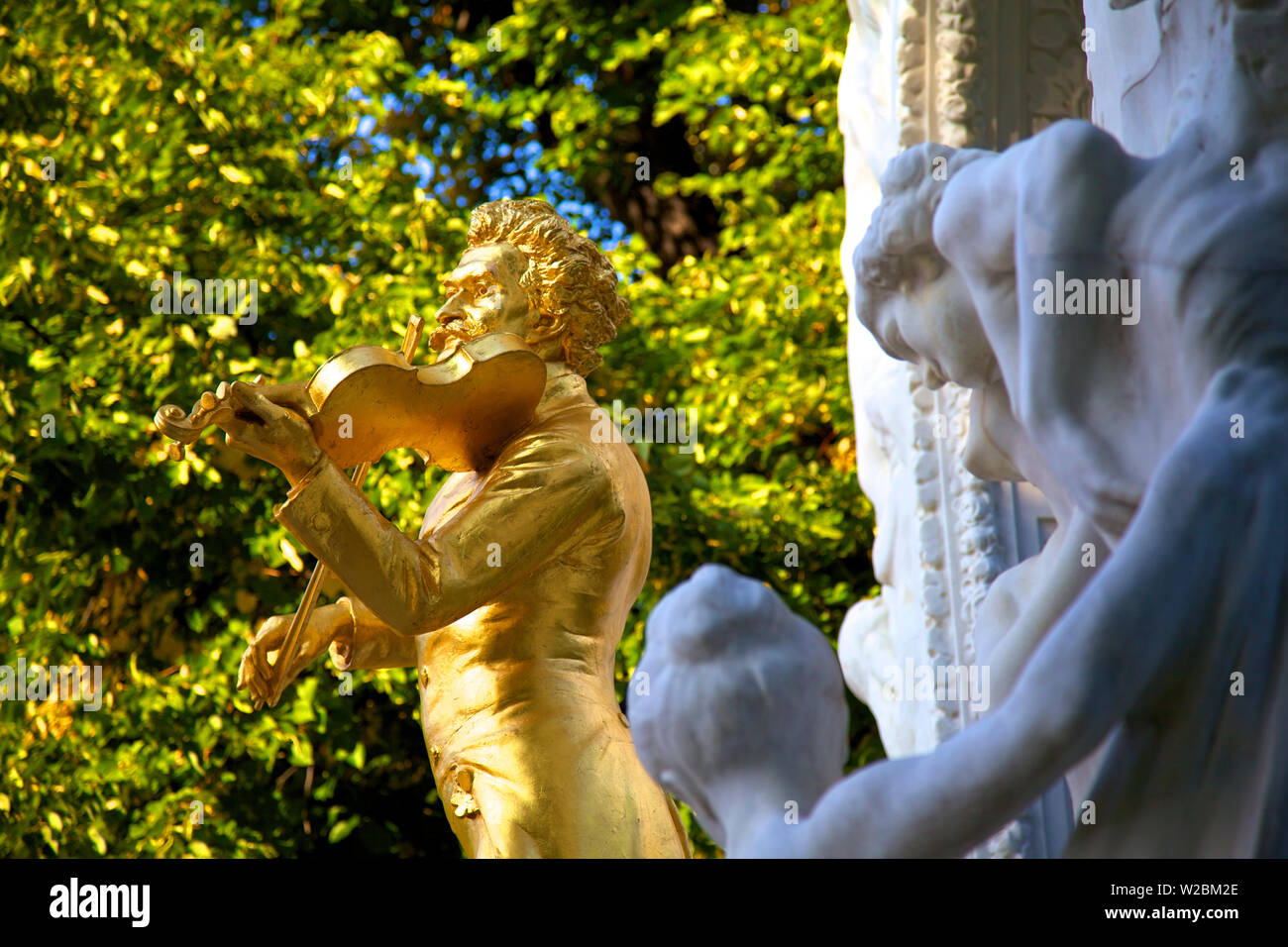 Statue of Johann Strauss, Stadtpark, Vienna, Austria, Central Europe Stock Photo - Alamy