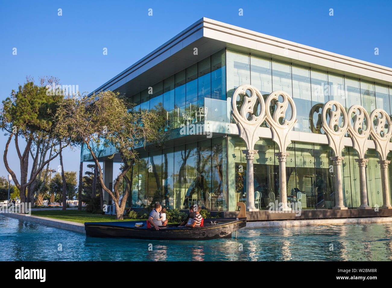 Azerbaijan, Baku, Venezia Restaurant on The Bulvar - Seaside Boulevard ...