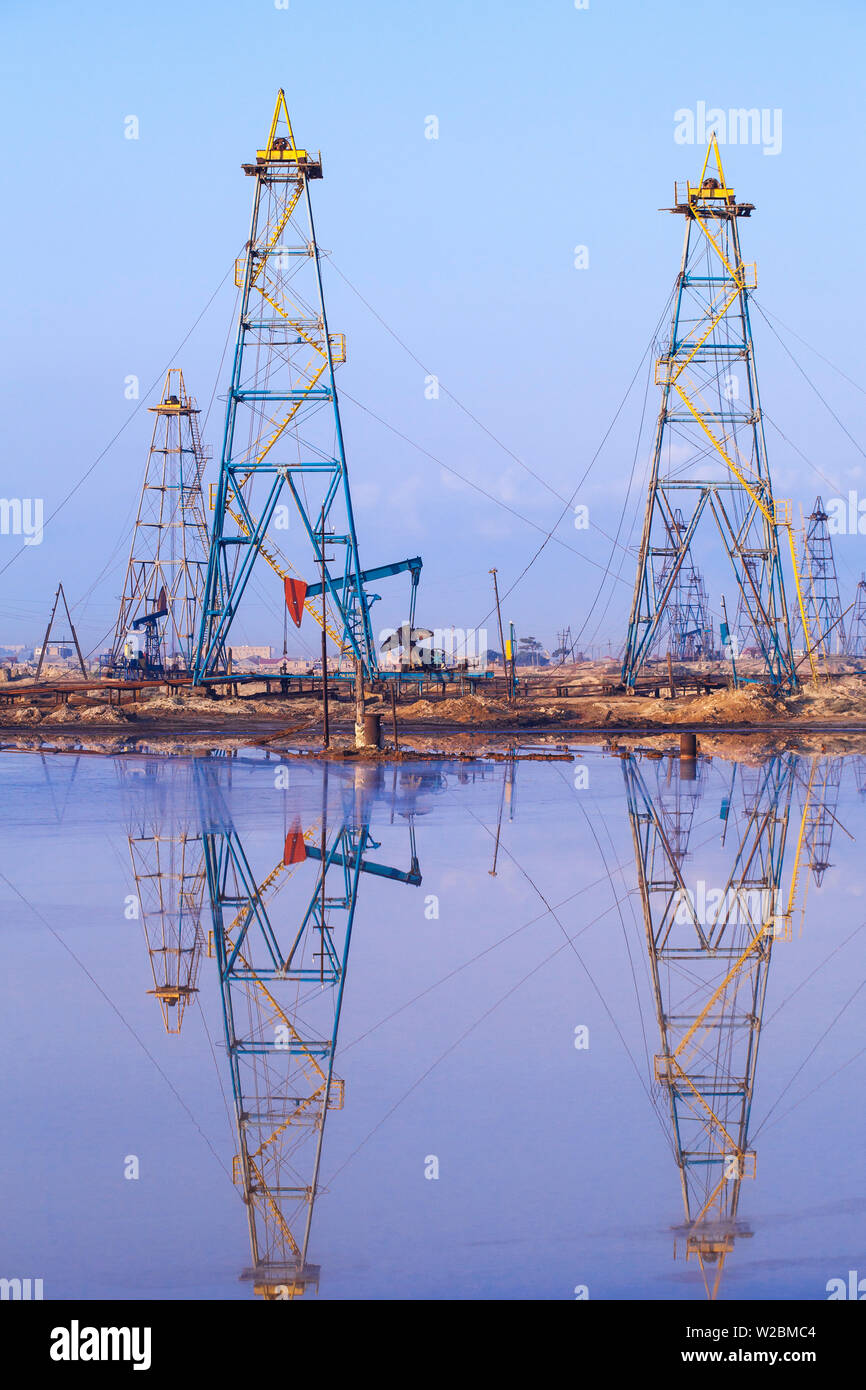 Azerbaijan, Abseron Peninsula, Oil Fields Stock Photo - Alamy