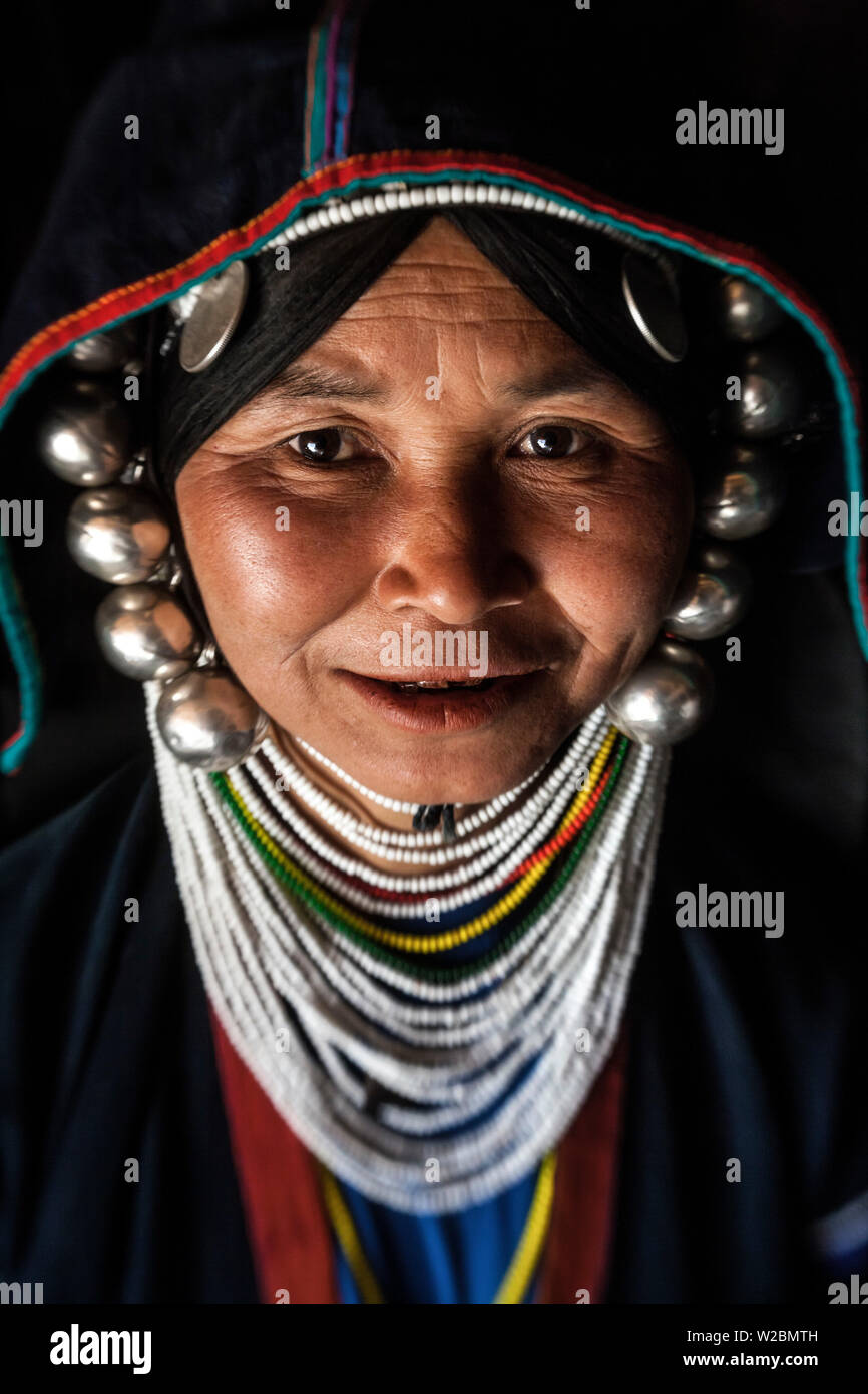 Hill tribe people golden triangle hi-res stock photography and images ...