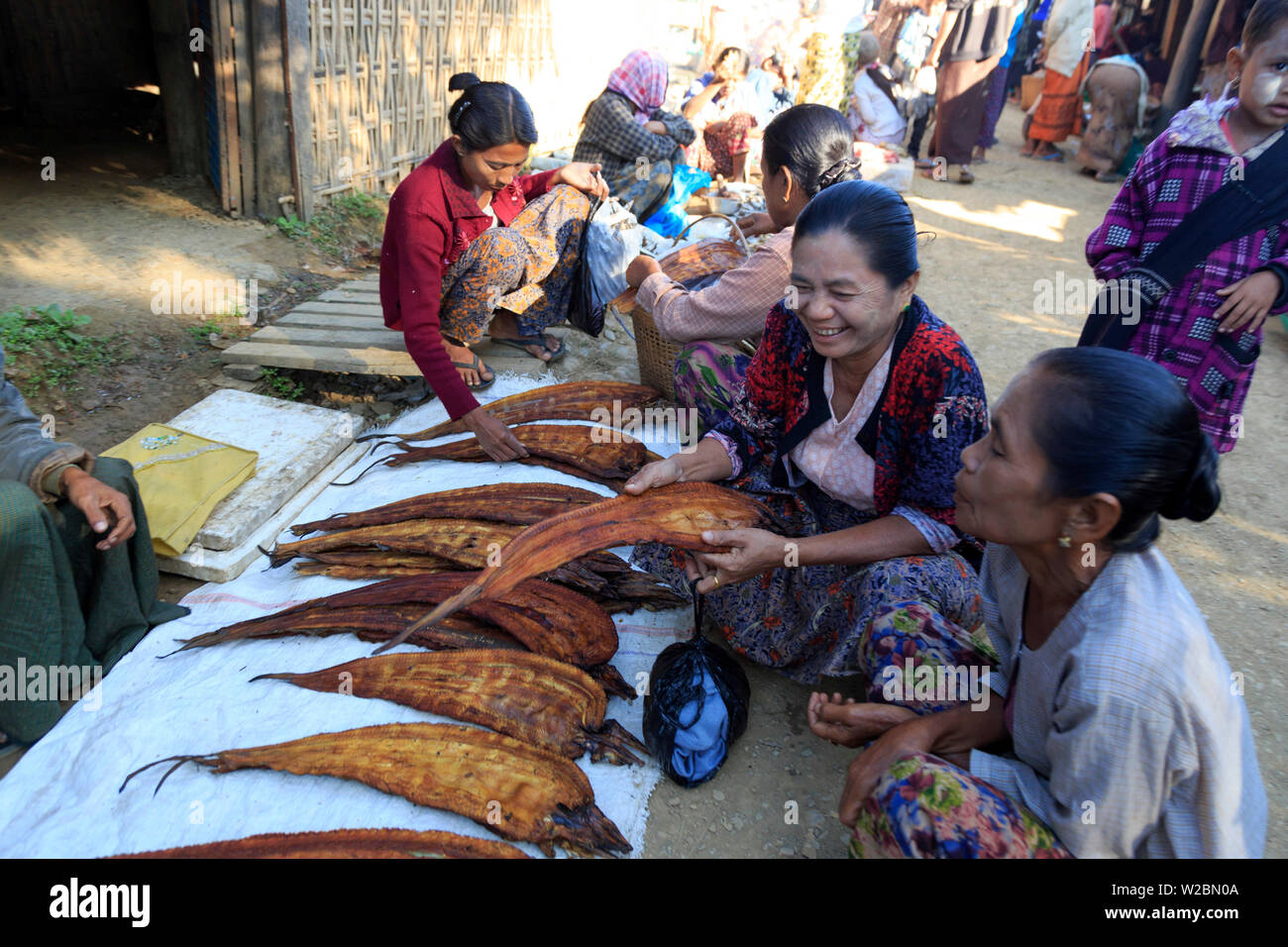 Myanmar (Burma), Rakhine State, Mrauk U, Chin Village, local market ...