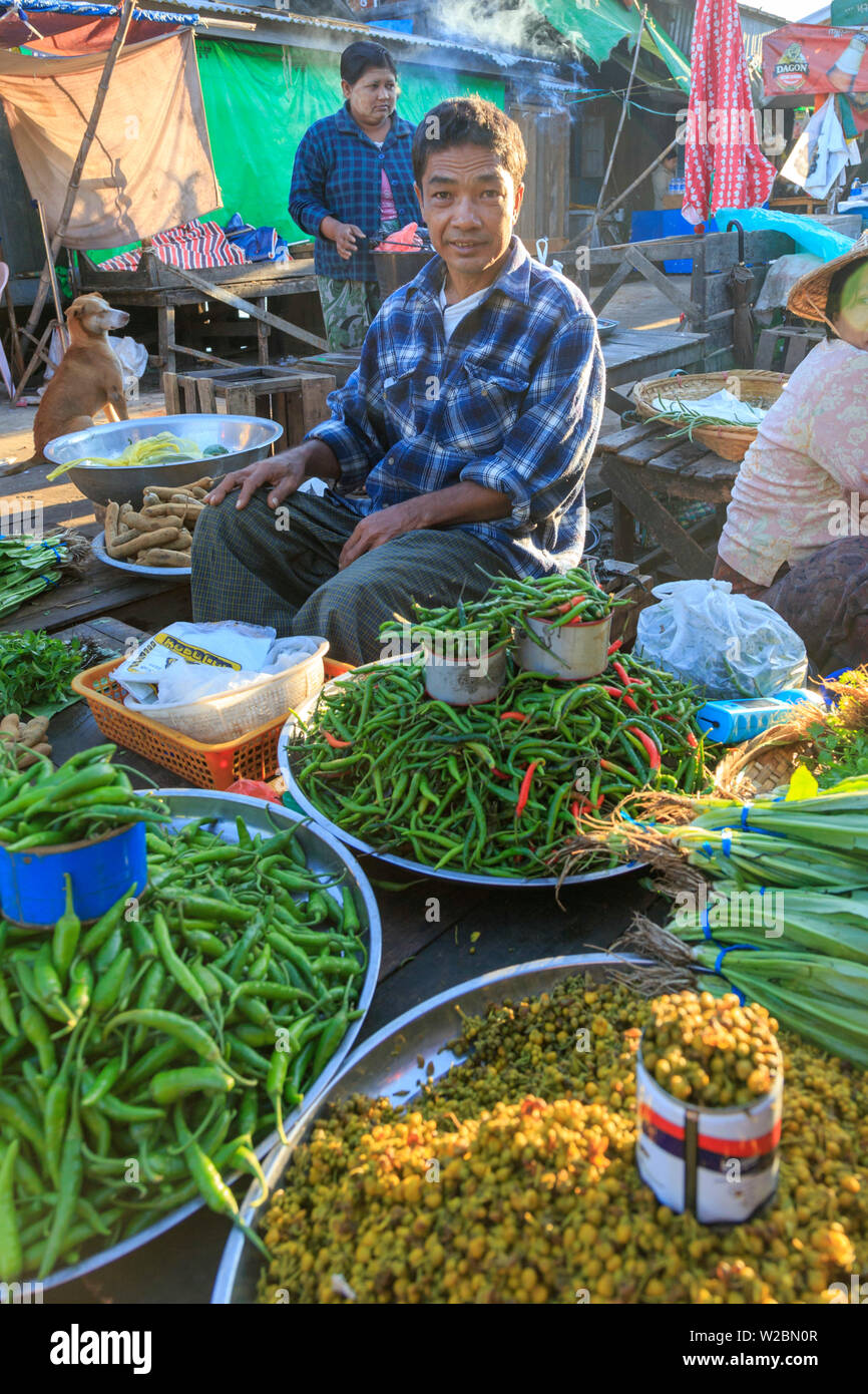 Myanmar (Burma), Rakhine State, Sittwe, local vegetable market Stock ...